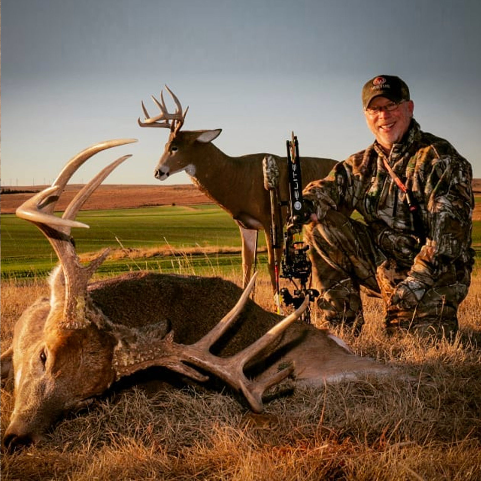 Posturing Buck – Dave Smith Decoys